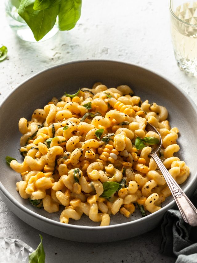 Creamy Corn Pasta (Vegan) - Crumbs & Caramel